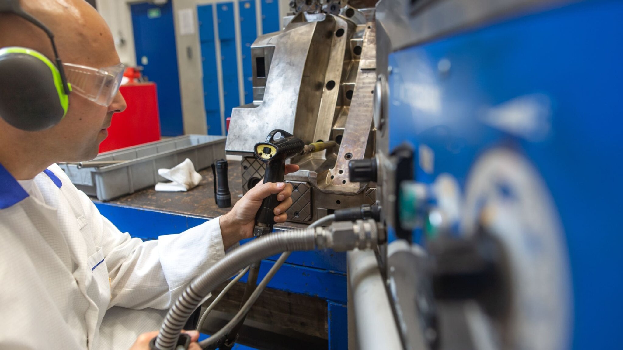 What is Molding: Definition, Types, Materials & Applications