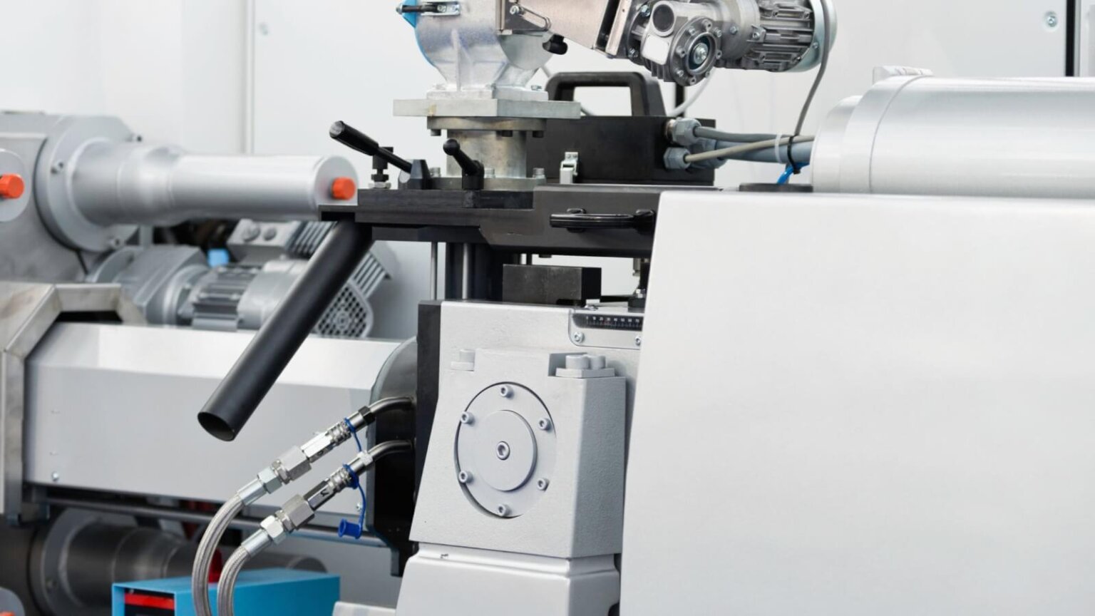 Injection Molding Tooling: Types of Molds and Components