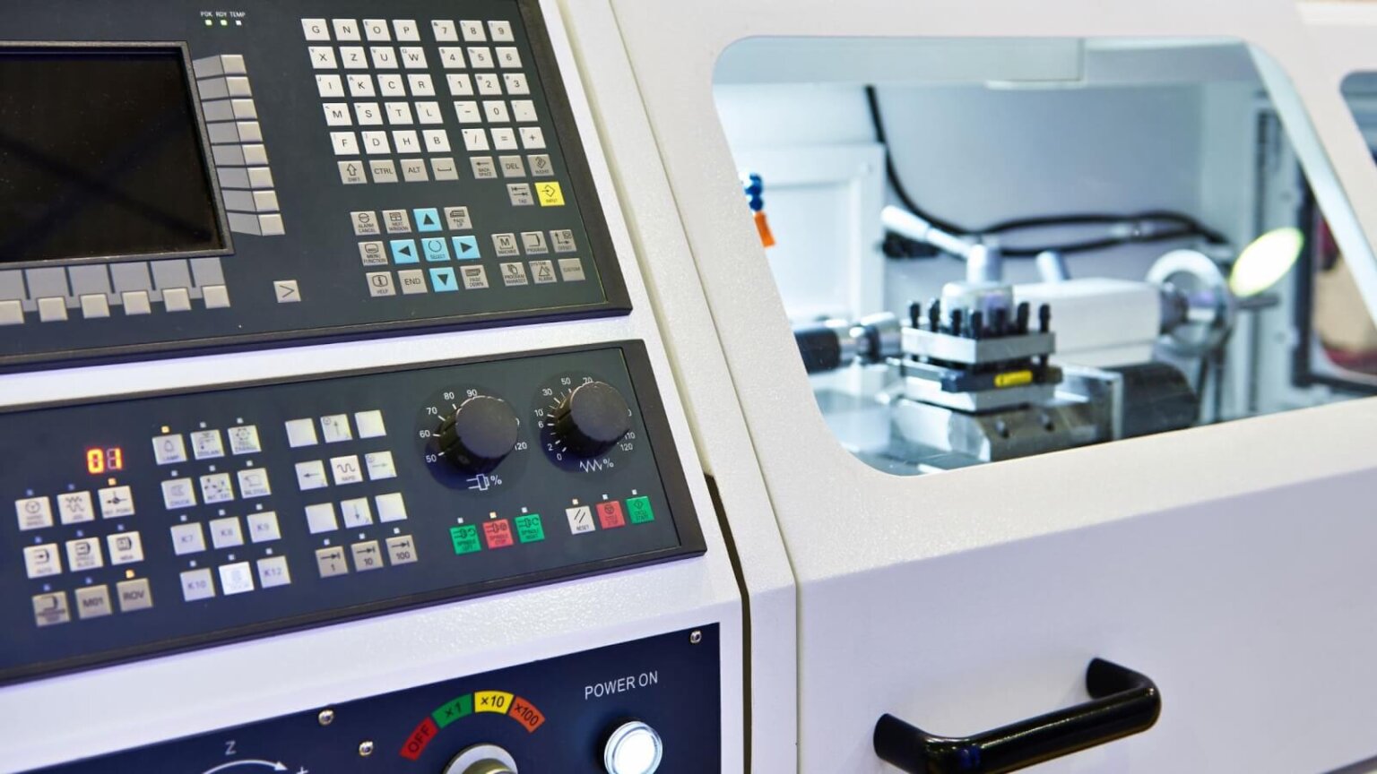 What is a Lathe: Definition, Components, Types & Applications