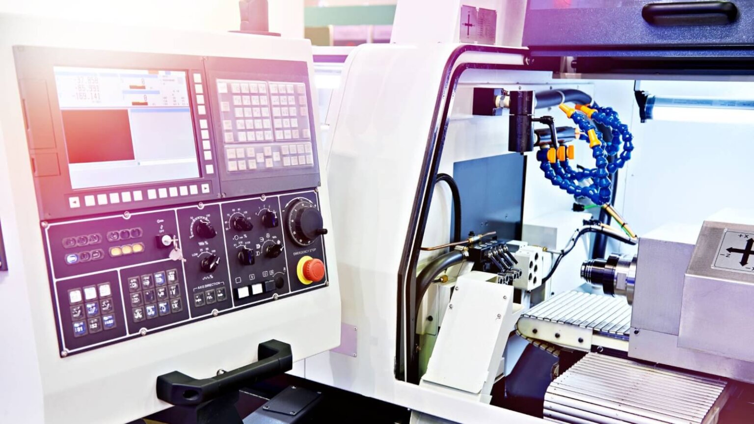 What is a Lathe: Definition, Components, Types and Applications