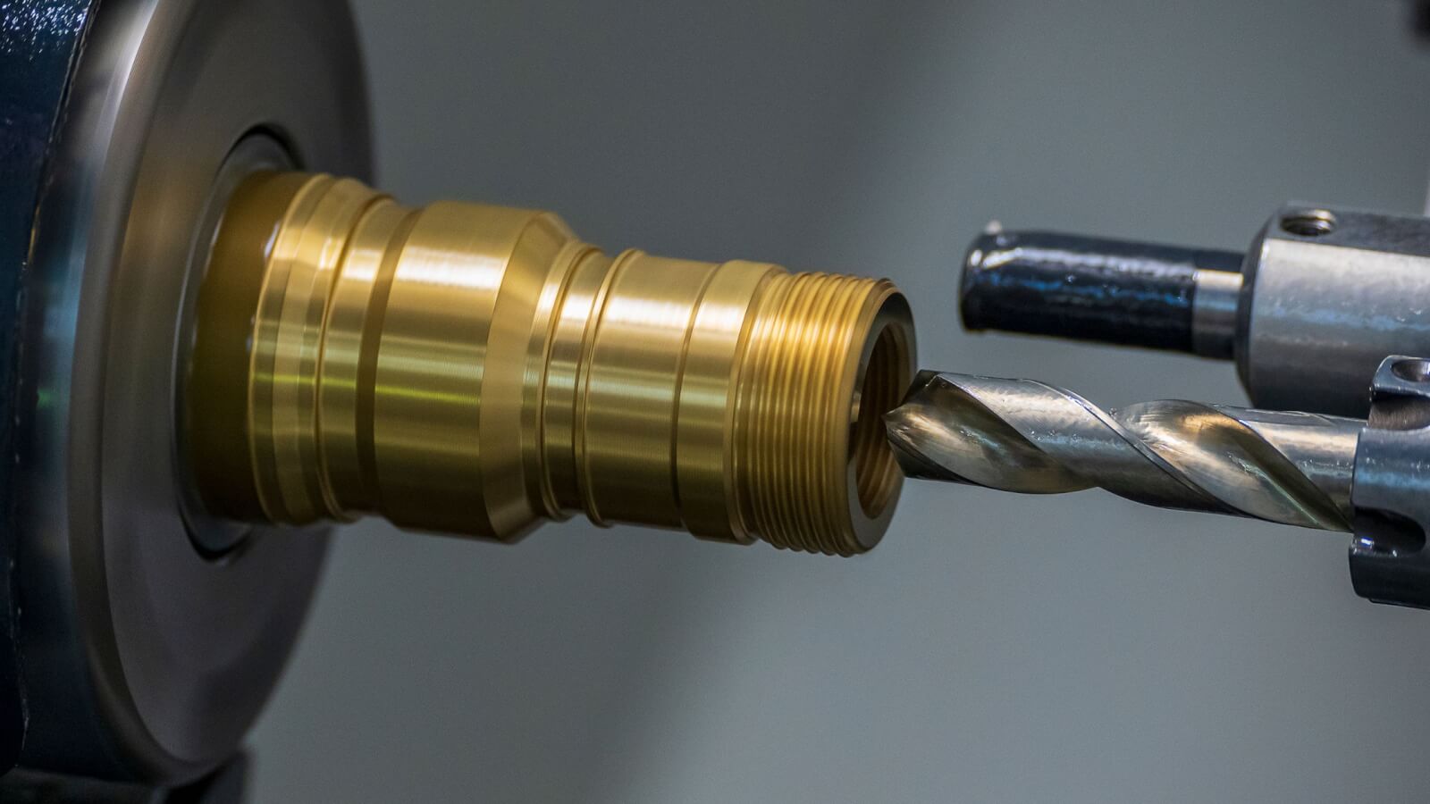 Nickel Machining: Alloys, Operations, Machinability & Applications