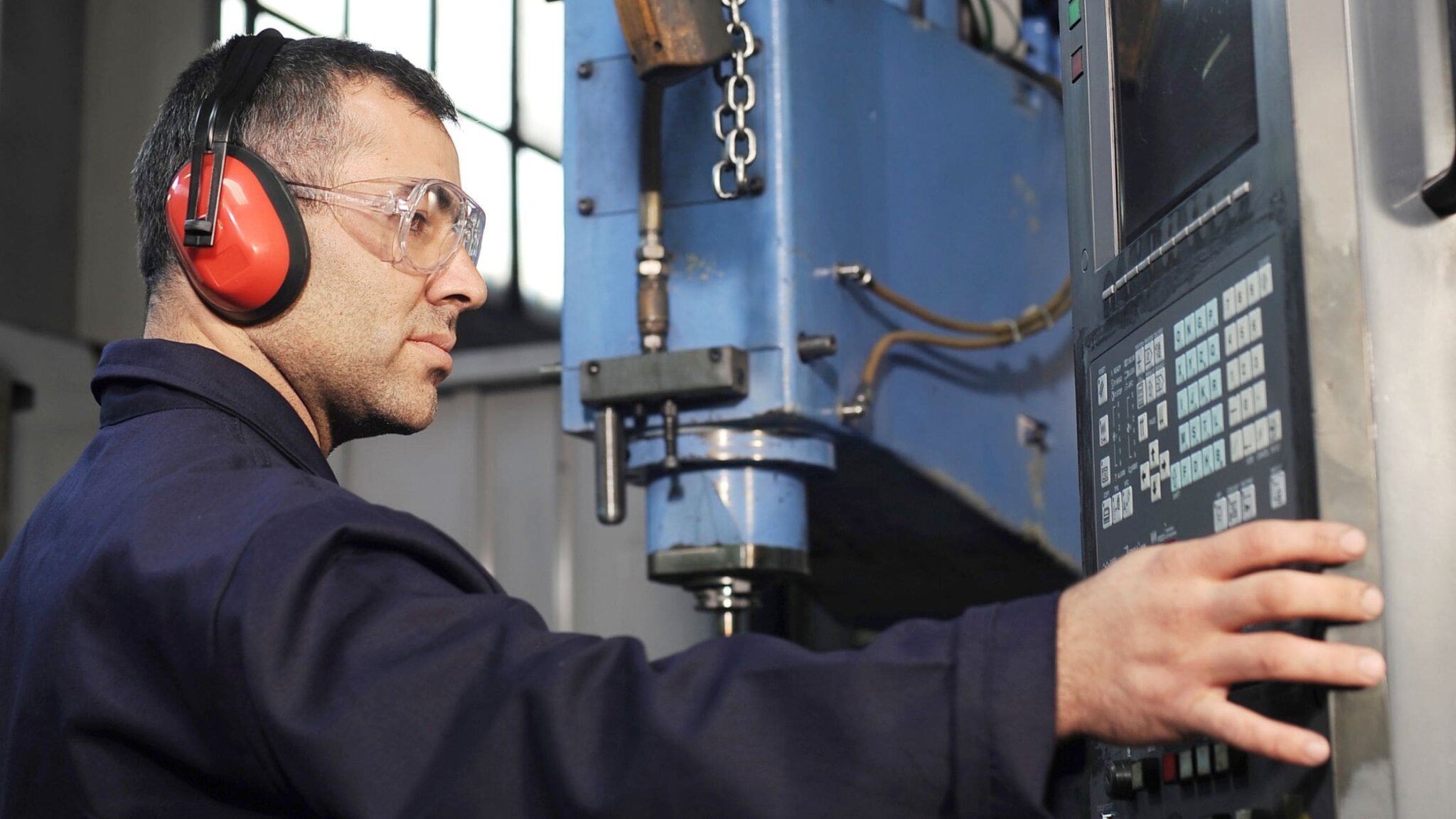 Glass CNC Machining: A Comprehensive Guide