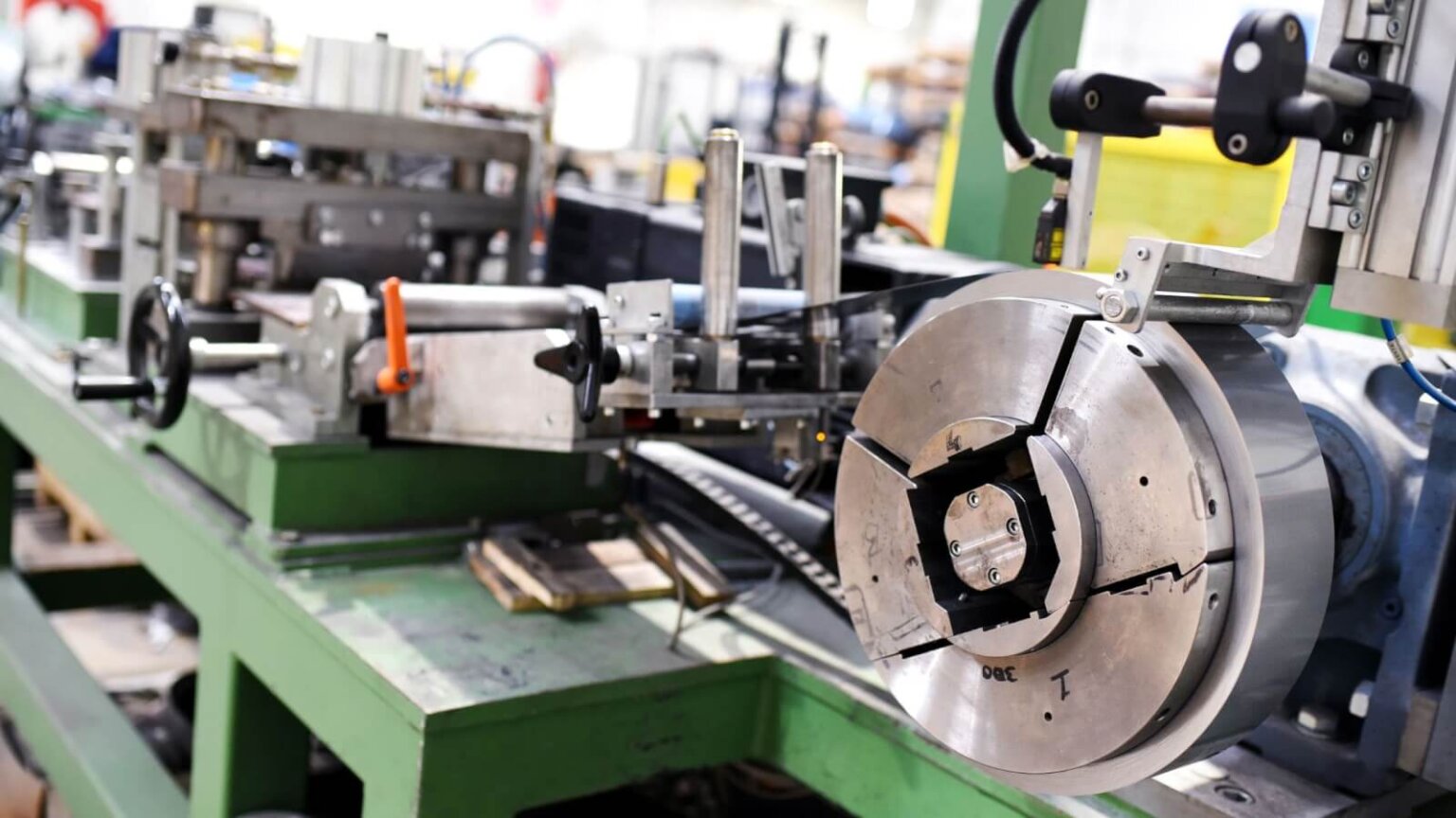 What is SFM in Machining: Definition, Calculations and Formulas