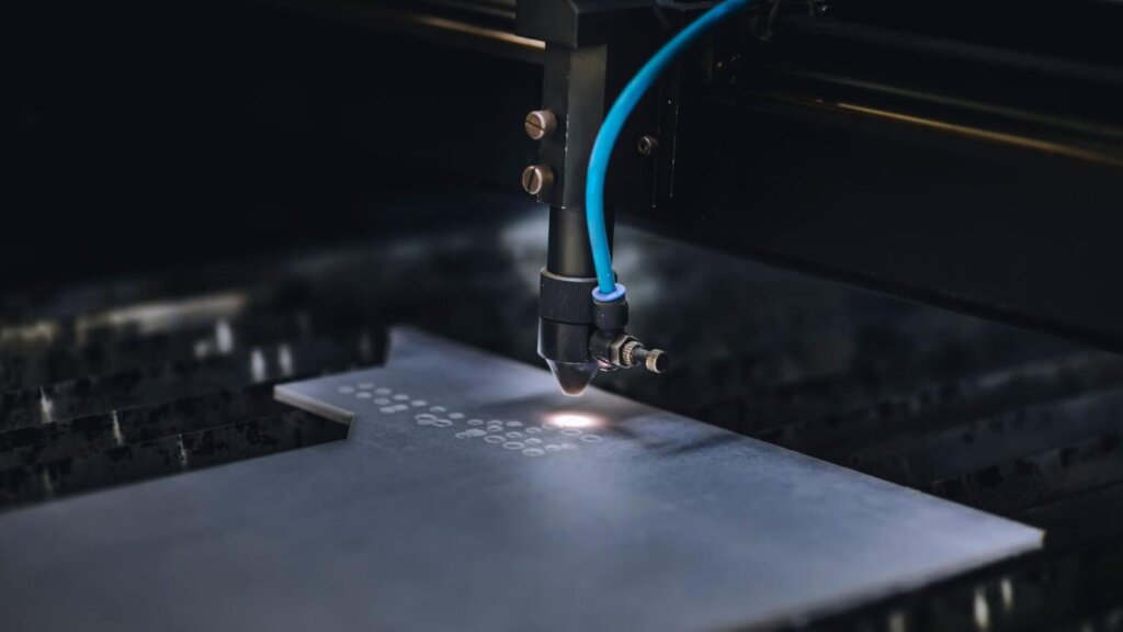 What is Laser Cutting: Process, Advantages, Materials and Costs