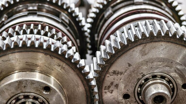 What is Gear Machining: Process, Materials and Types of Gear ...