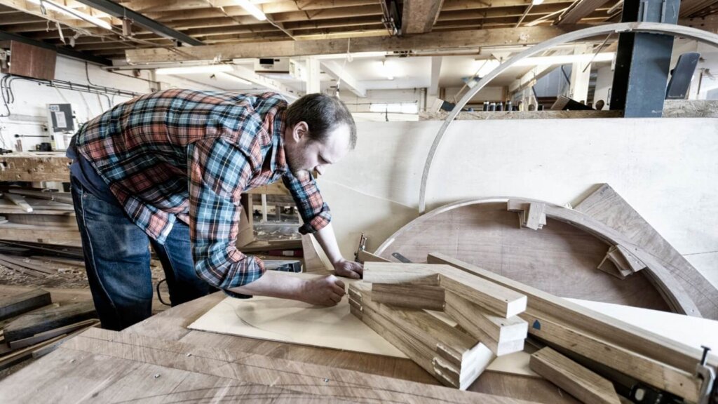 What are the Different Types of Holes in Machining and Manufacturing