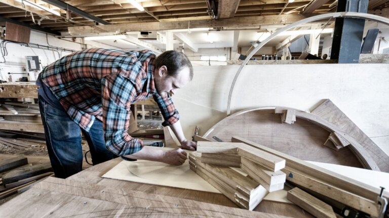 What are the Different Types of Holes in Machining and Manufacturing