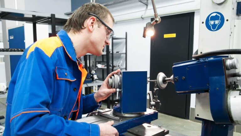 What is In-Process Inspection: Procedure, Stages, Types and Applications