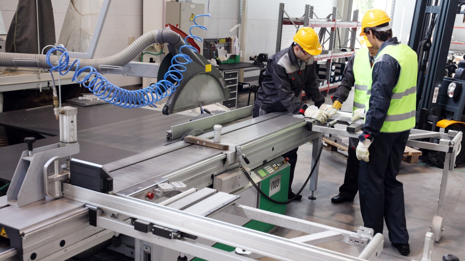 Preventative CNC Machine Maintenance: Importance, Tasks and Checklist